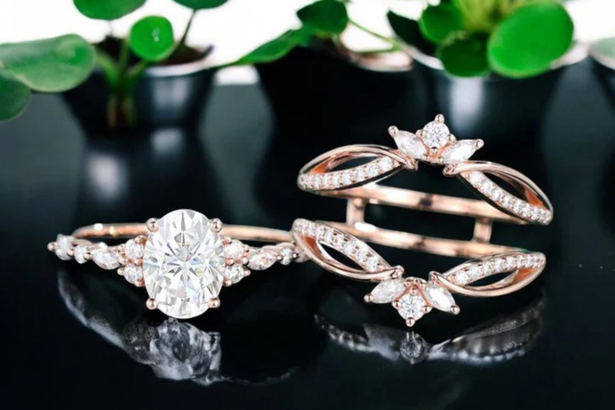 Real vs. Lab-Grown Diamonds: A Comprehensive Comparison of Jewelry ...